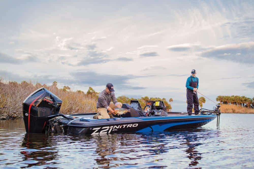 In-Depth Overview Of Nitro Bass Boats - Slamming Bass
